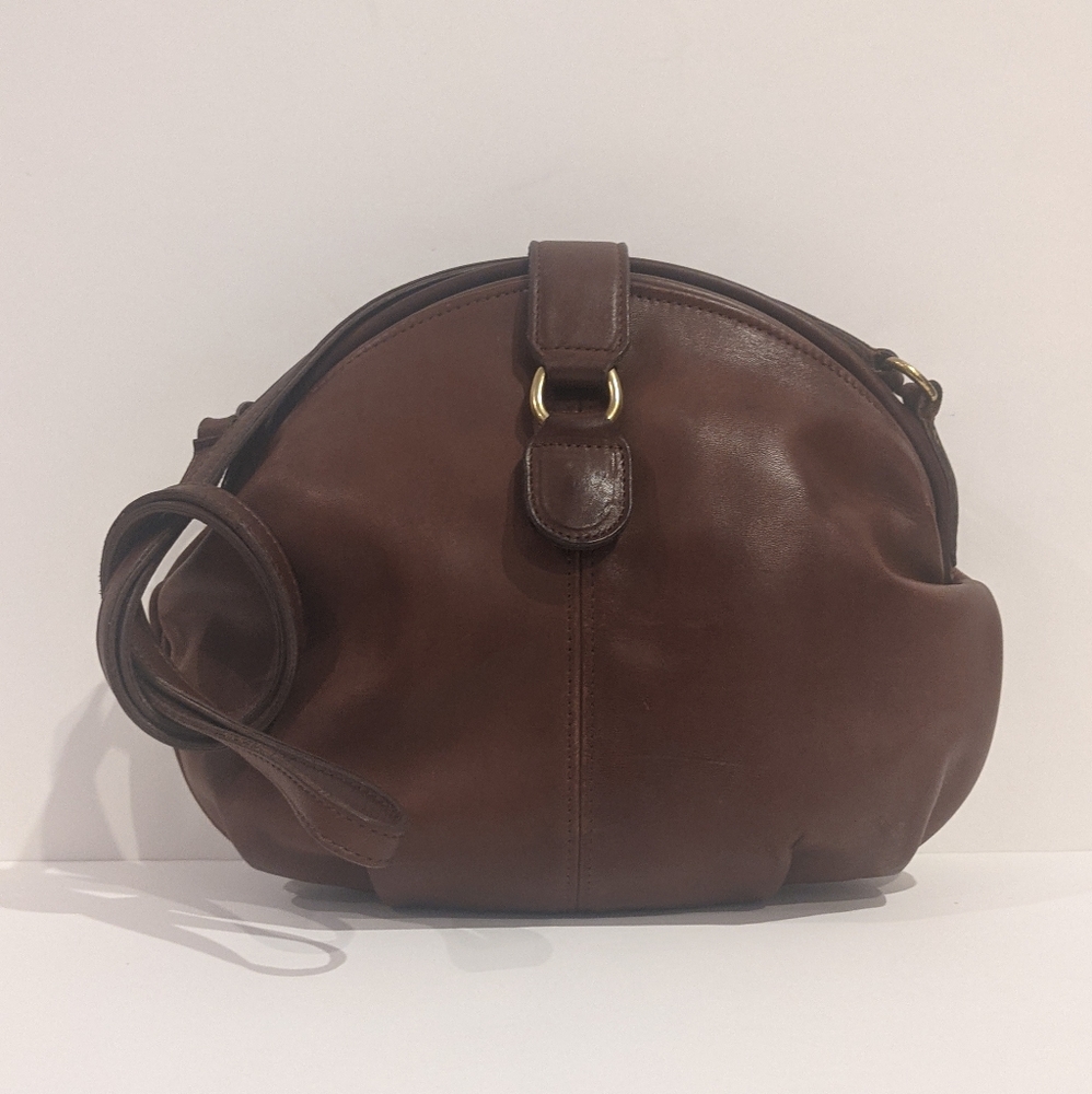 Vintage Coach Laurel Clam Shell - Gem